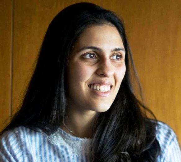 Shloka Mehta Wiki, Age, Husband, Children, Parents, Siblings, Net Worth ...