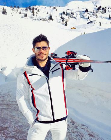 Taylor James: Biography, Wiki, Net Worth, Wife, Height, Age, Net Worth ...