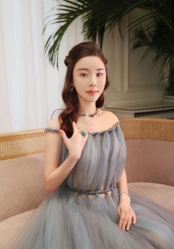 Who was Abby Choi? Husband, Children, Family, Biography, Wiki, Net ...