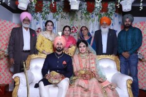 Aman Dhaliwal (Actor) Wife, Age, Family, Biography, Height, Movies & More