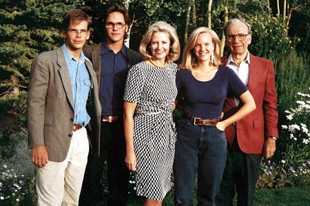 Anna Murdoch Mann: Age, Husband, Kids, Bio, Net Worth, Family, Height ...