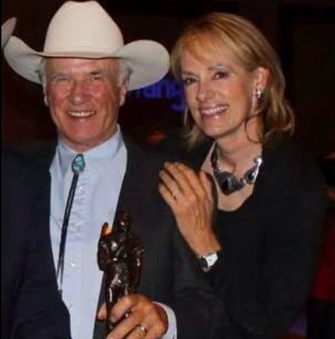 Who is Julanne Mahan? Meet Larry Mahan's Wife