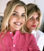 Who is Anna Kloots? Age, Husband, Wiki, Net Worth, Kids, Family, Height ...