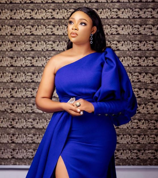 Ekene Umenwa Biography, Wiki, Age, Husband, Parents, Siblings, Height ...