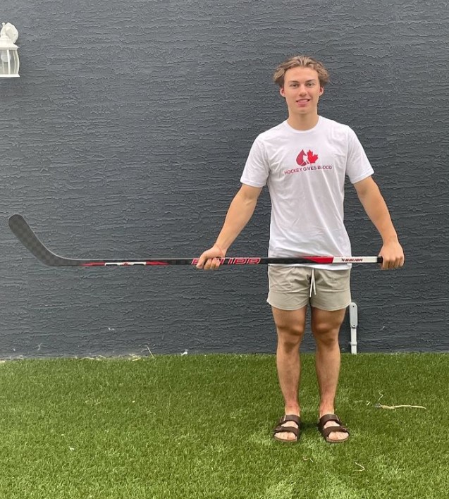 Connor Bedard Height, Weight, Age, Parents, Sister, Net Worth ...