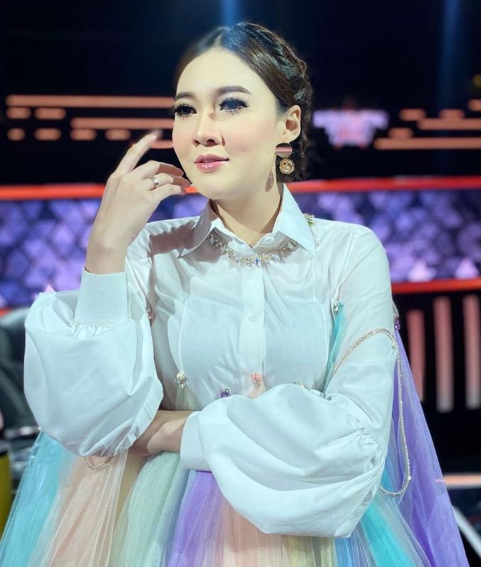 Who is Nella Kharisma? Wiki, Biodata, Age, Height, Boyfriend, Family & More