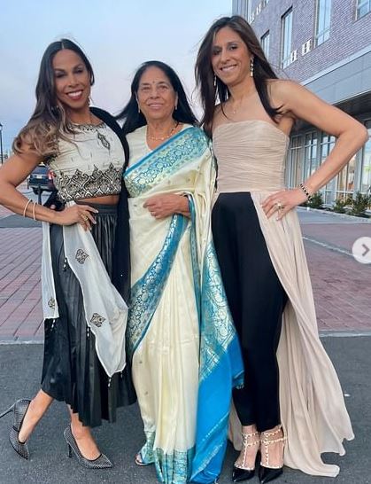 Who is Taniya Nayak? Wiki, Biography, Age, Husband, Family, Net Worth ...