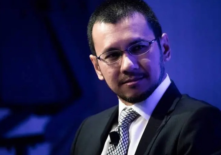 Who Is Ahmad Zulqarnain Onn? Wiki, Biography, Age, Wife, Family, Net ...