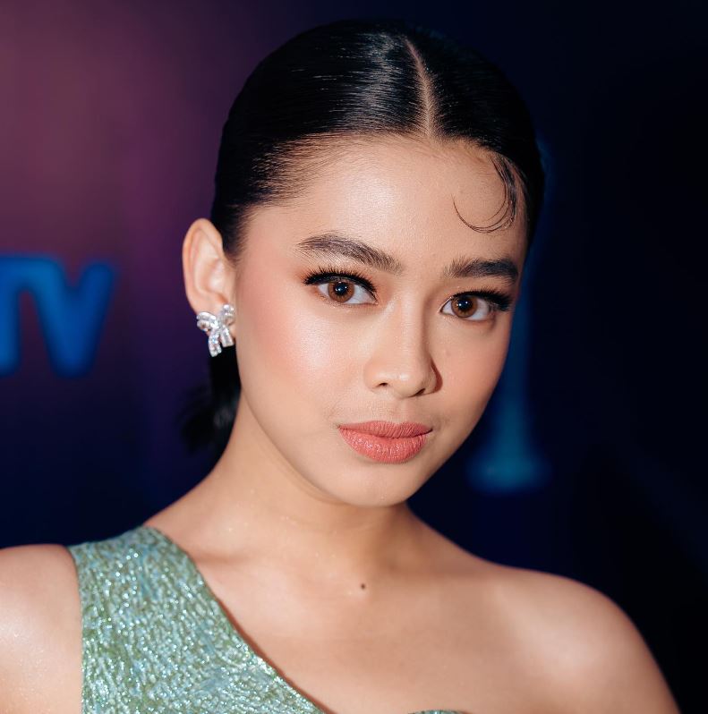 Who Is Aqeela Calista? Biodata, Wiki, Age, Height, Family, Boyfriend ...