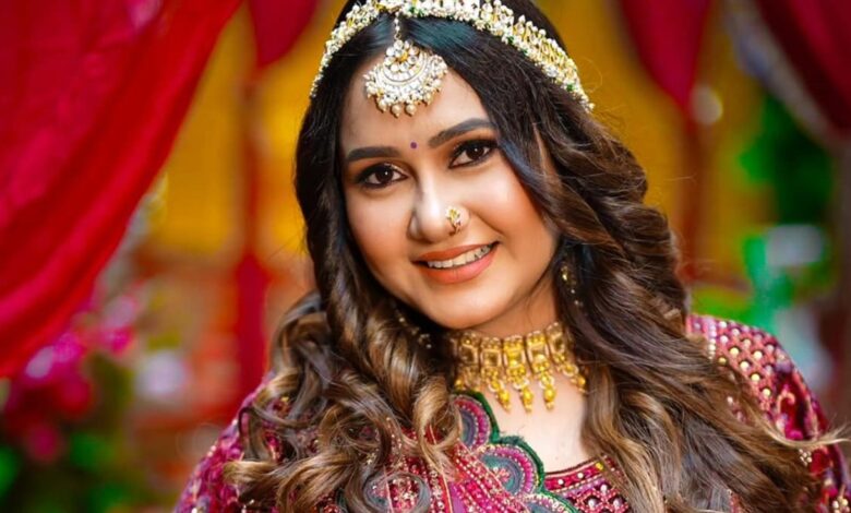Who Is Divya Upadhyay? Wiki, Age, Boyfriend, Parents, Caste, Height ...