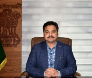 Dr. Piyush Singla (IAS) Biography, Wiki, Age, Wife, Family ...