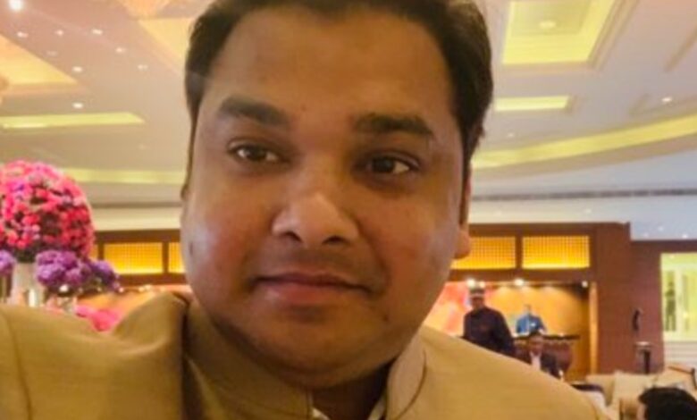 Dr. Piyush Singla (IAS) Biography, Wiki, Age, Wife, Family ...