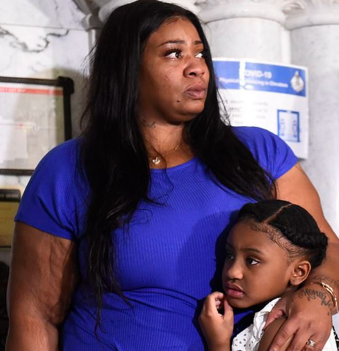 Who is Gianna Floyd? Wiki, Biography, Age, Family & Facts About George ...