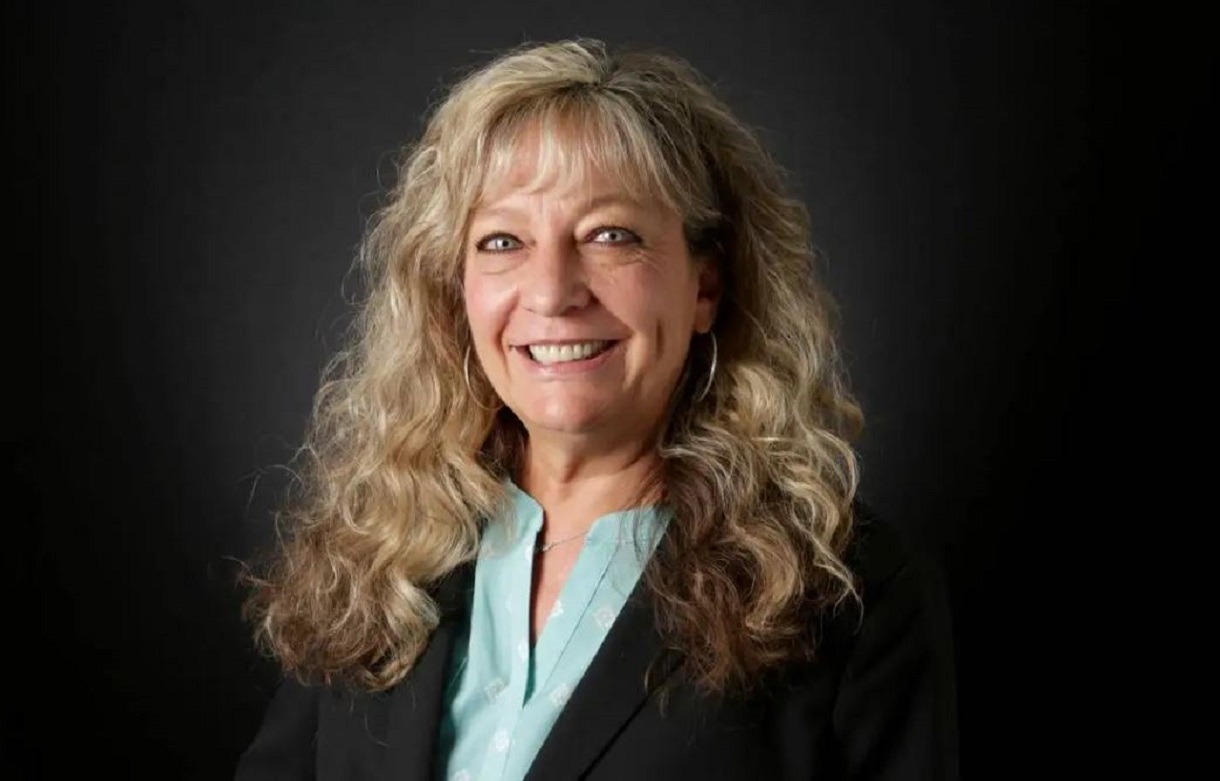 Mary Kay Holthus (Judge) Wiki, Biography, Age, Husband, Family ...