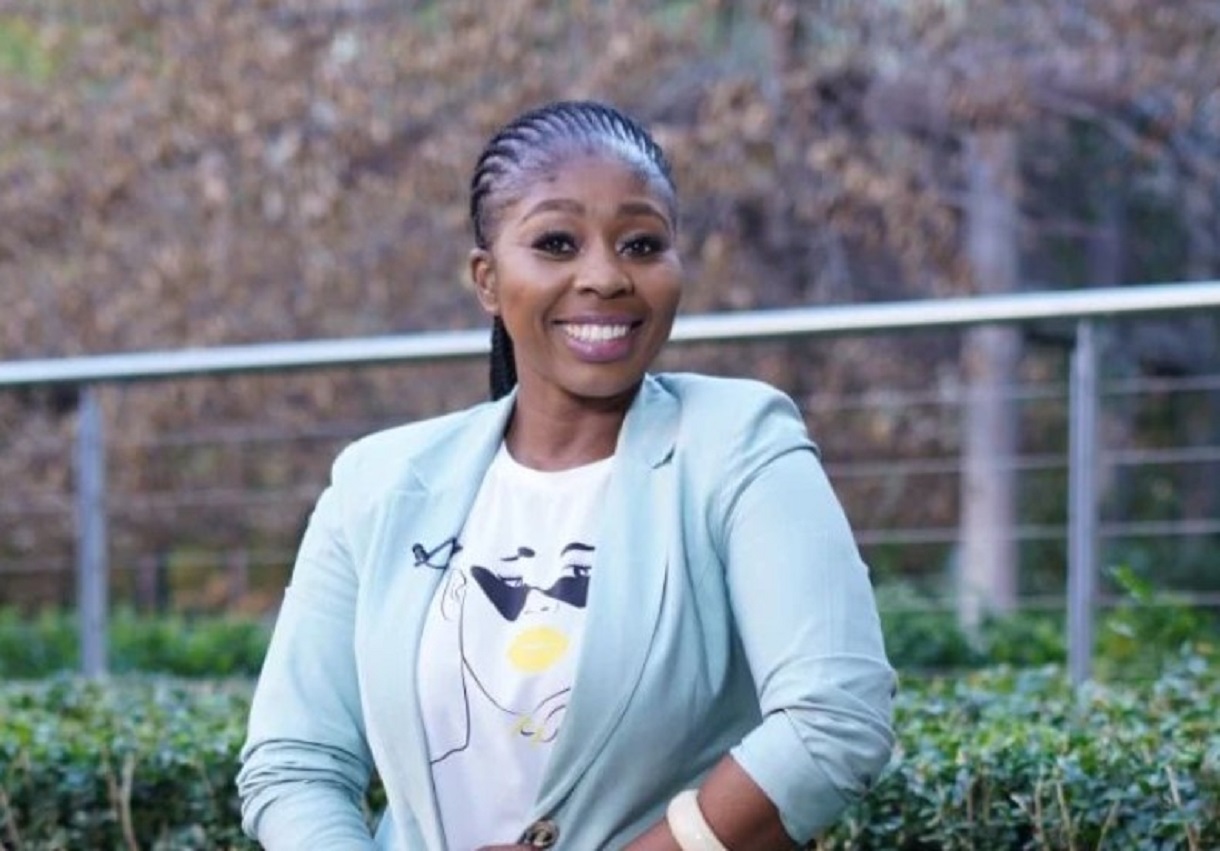 Who is Morwesi Theledi? Biography, Wiki, Age, Husband, Family, Height ...