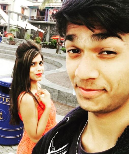 Who Is Pratika Sood? Biography, Wiki, Age, Husband, Family, Height ...