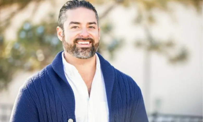 Who Is Rico Leon? Wiki, Age, Net Worth, Wife, Height, Family, Biography ...