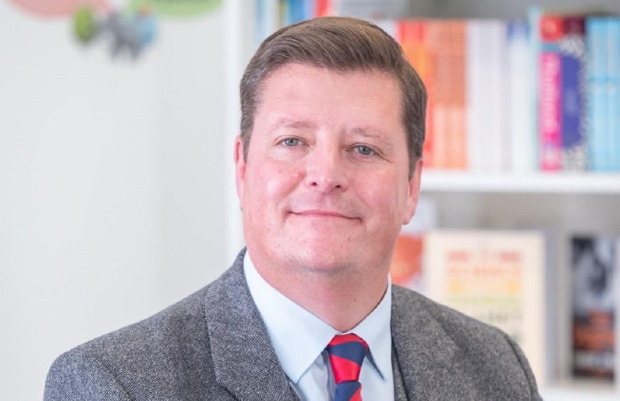 Sir Martyn Oliver Biography, Wiki, Age, Wife, Net Worth, Family ...