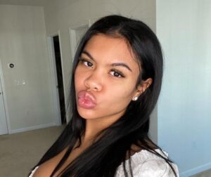 Chinese Kitty Father Sugar Nicki & Mother Chinese Nicky: Rapper Taylor ...