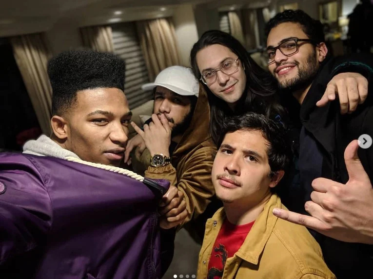 Was Youtuber Etika Gay? Boyfriend or Girlfriend, Dating History Before ...
