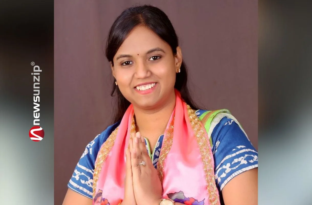 Lasya Nanditha Biography, Age, Husband, Kids, Parents, Education ...