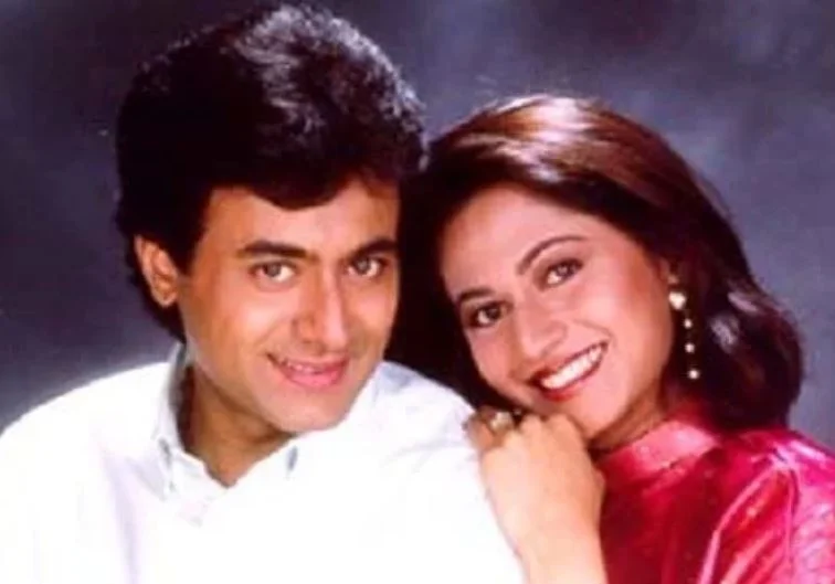 Who Is Monisha Patil? Wiki, Age, Husband, Kids, Family & BIO of Nitish ...