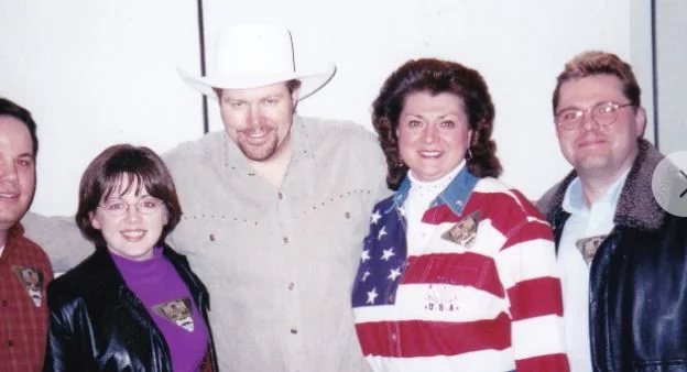 Toby Keith Height, Weight, Age, Wife, Kids, Parents, Death Cause ...