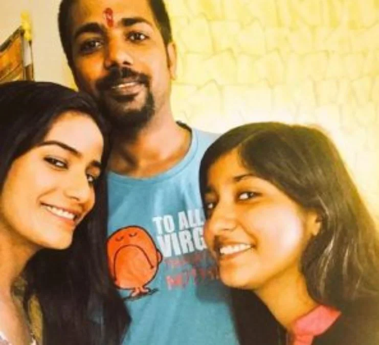 Who Is Shobhanath Pandey? Poonam Pandey’s Father, Wiki, Biography, Age ...